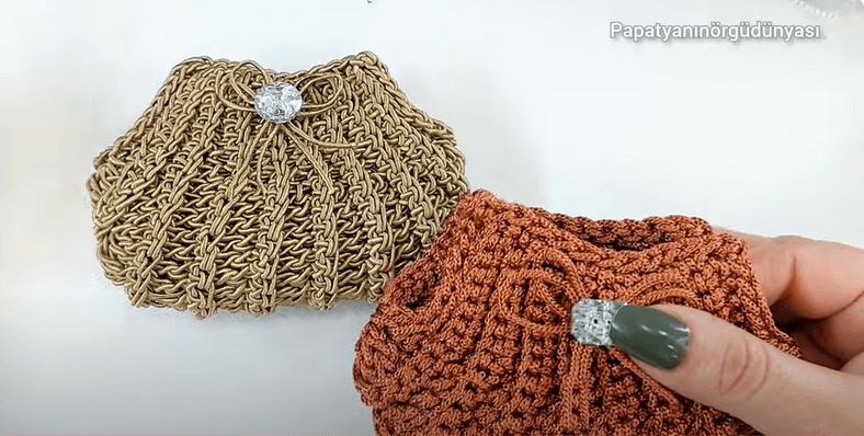 Great!Very Easy Crochet Mussel Shell Wallet Making