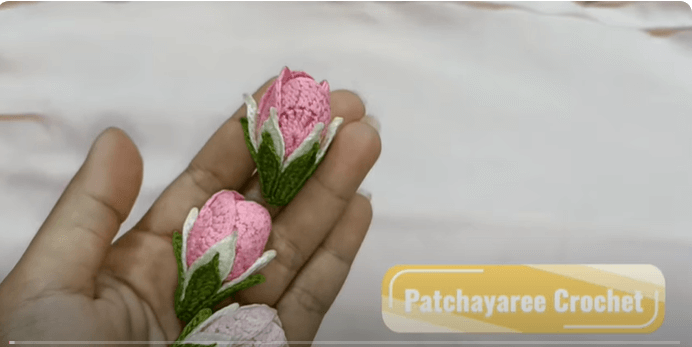 How to make a crocheted rosebud?